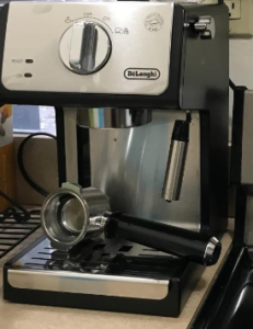 Review Of Delonghi ECP 3420 Espresso Maker (Pros And Cons)