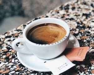 What Is Lungo Coffee? (How It Tastes And How To Make It)