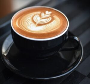 How To Make A Latte (Perfect Recipe + Tips!)